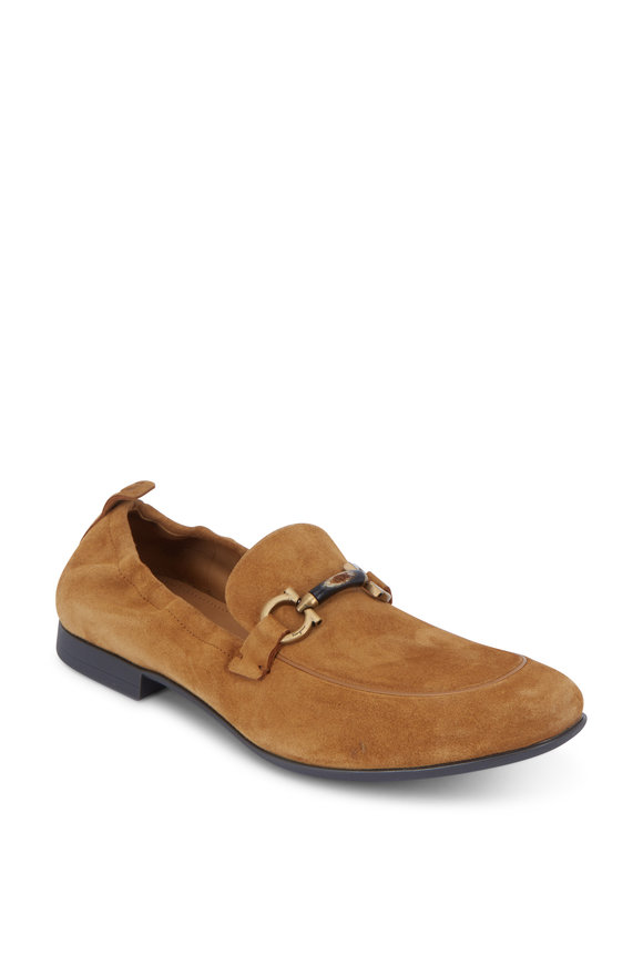 Men's Designer Loafers from Cucinelli, Valentino, Manolo Blahnik, Akris & more