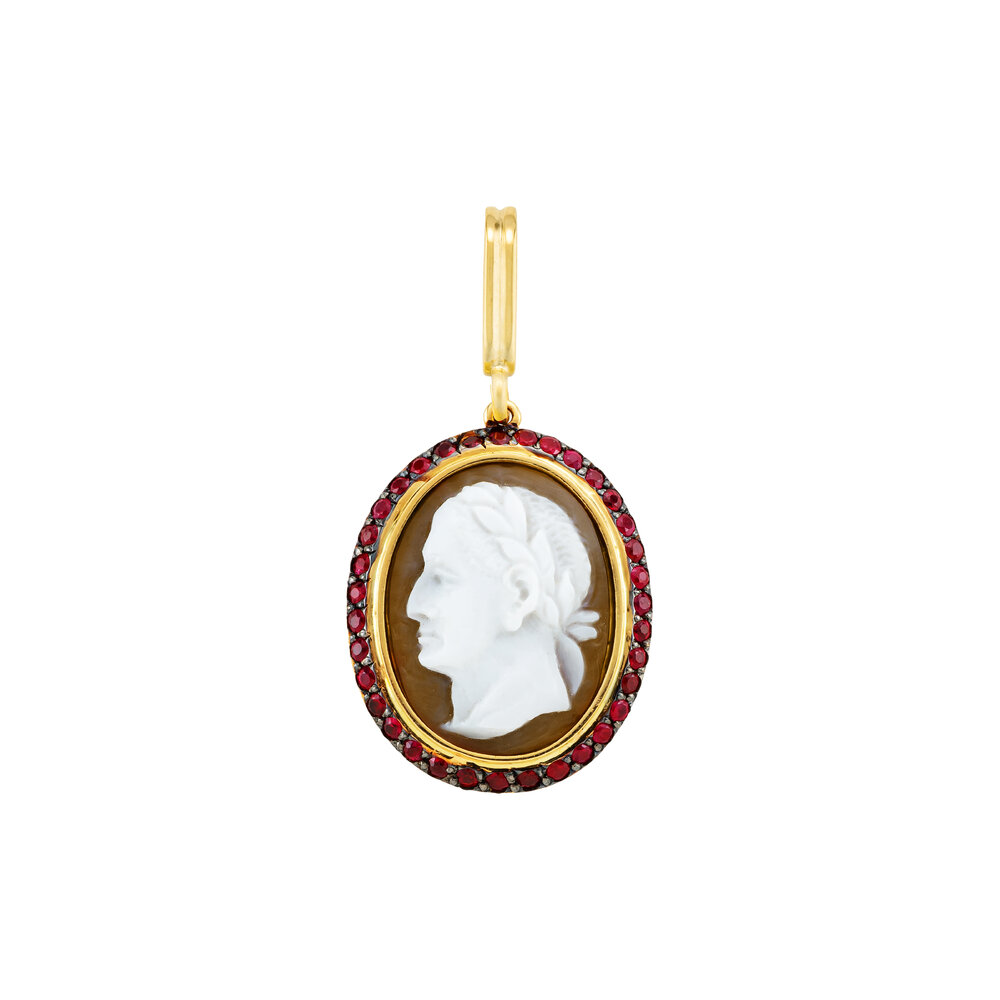 Mellerio - 18k Yellow Gold Precious Shell Cameo Charm