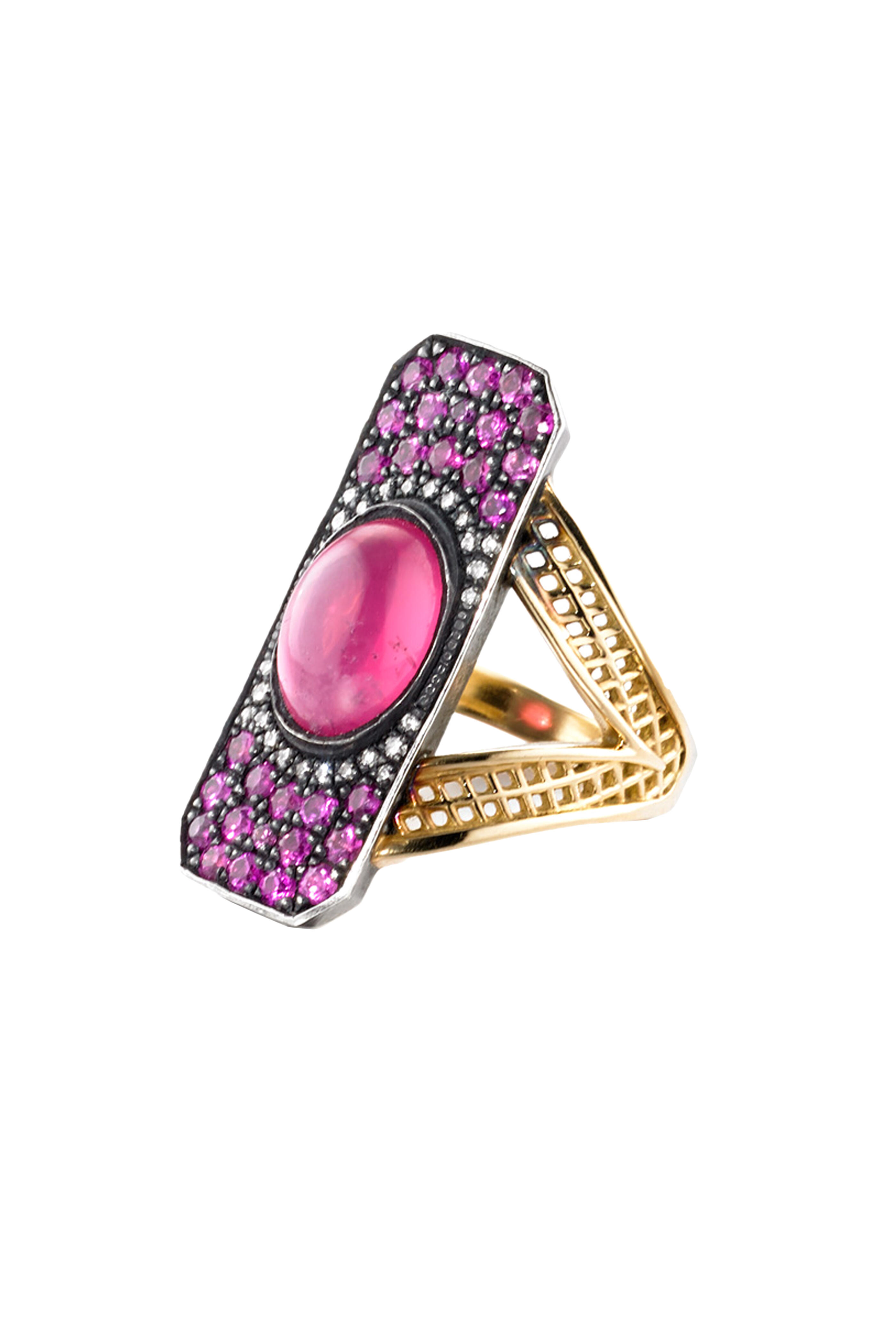 Ray Griffiths - 18K Yellow Gold Pink Sapphire & Diamond Ring