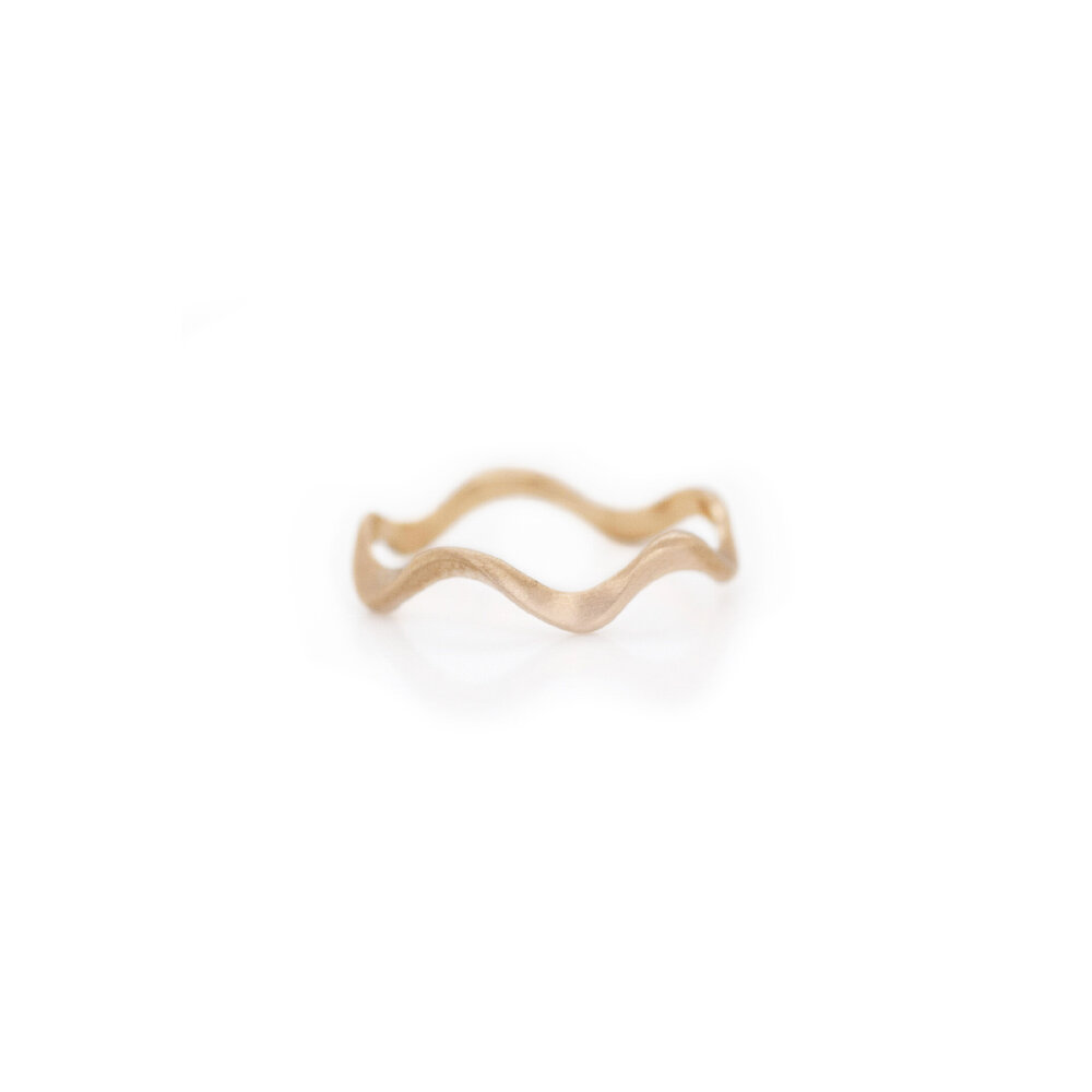 Kali Zoe - 14k Yellow Gold Wave Band | Mitchell Stores
